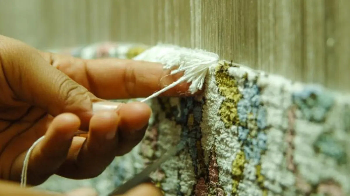 Egypt Carpet Weaving Thrives in Monufia Village Cultural Heritage